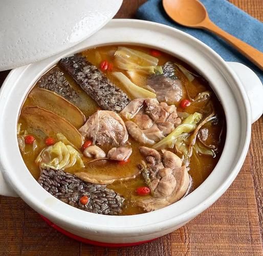 月子麻油鸡的做法窍门_产后麻油鸡怎么炖才香-第2张图片-山城妙识