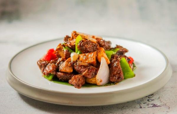 黑椒牛肉粒正宗做法_怎么腌制才嫩-第1张图片-山城妙识