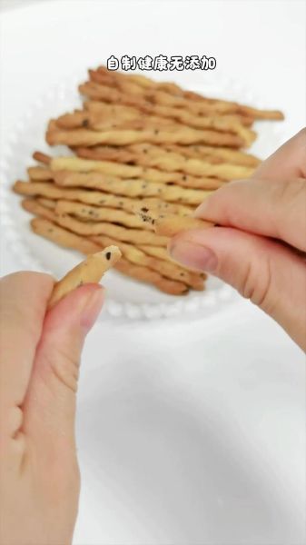 香蕉小零食怎么做_香蕉零食健康吗-第1张图片-山城妙识