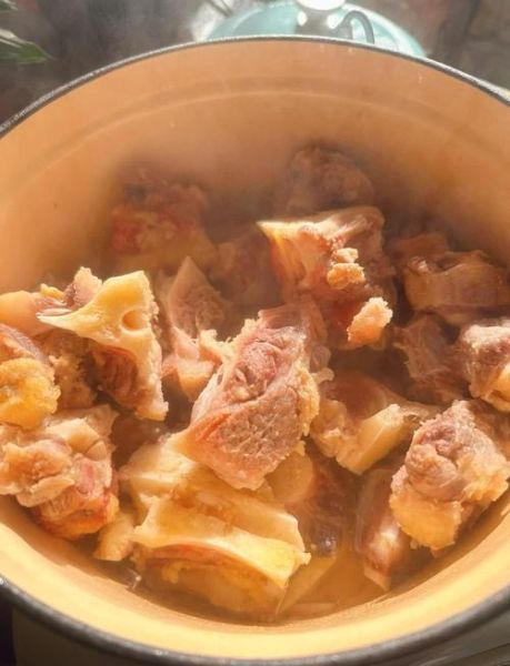 番茄牛尾汤怎么做_正宗番茄牛尾做法步骤-第3张图片-山城妙识