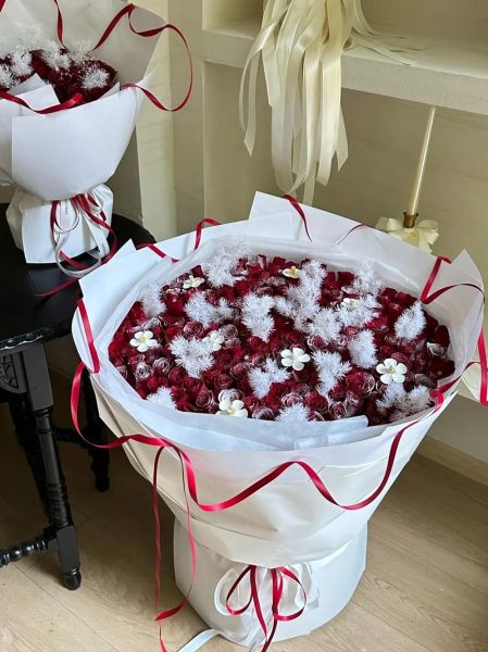 圣诞节送女朋友什么礼物浪漫_浪漫圣诞礼物推荐-第1张图片-山城妙识