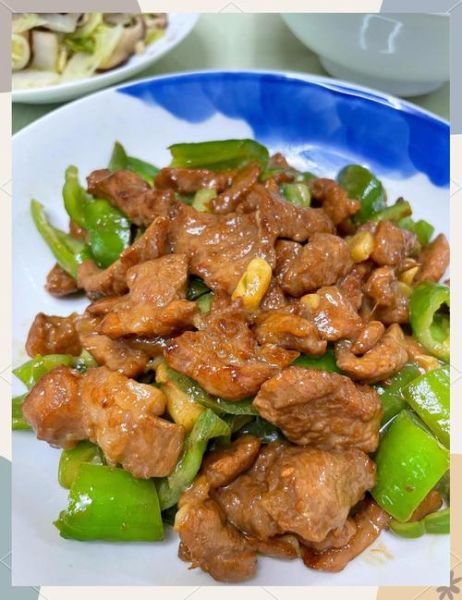 辣椒炒肉怎么做_黄磊版辣椒炒肉秘诀-第1张图片-山城妙识