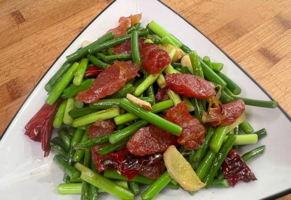 香肠炒什么菜好吃_香肠炒菜搭配推荐-第3张图片-山城妙识