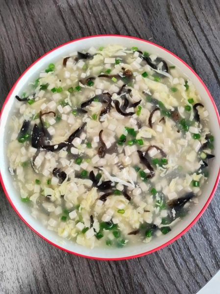 黑木耳烧豆腐汤好吗_营养价值与做法-第1张图片-山城妙识