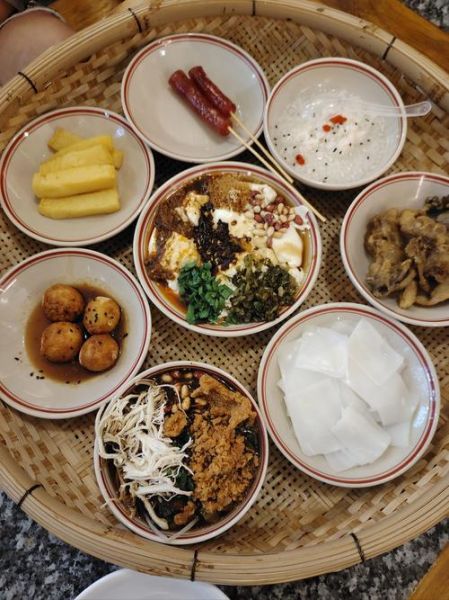 云南特色小吃有哪些_云南小吃必吃推荐-第2张图片-山城妙识