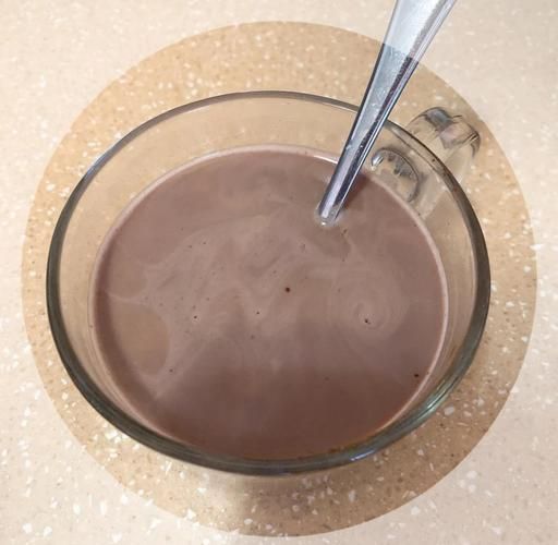 自制巧克力牛奶怎么做_自制巧克力牛奶比例-第1张图片-山城妙识