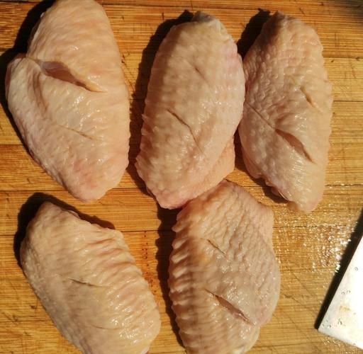 腌制鸡翅要多久_鸡翅腌制多长时间入味-第1张图片-山城妙识 腌制鸡翅要多久_鸡翅腌制多长时间入味-第1张图片-山城妙识