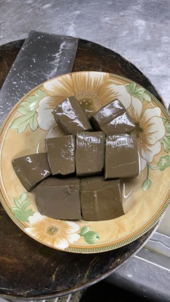 牛血能吃吗_牛血怎么做好吃-第1张图片-山城妙识