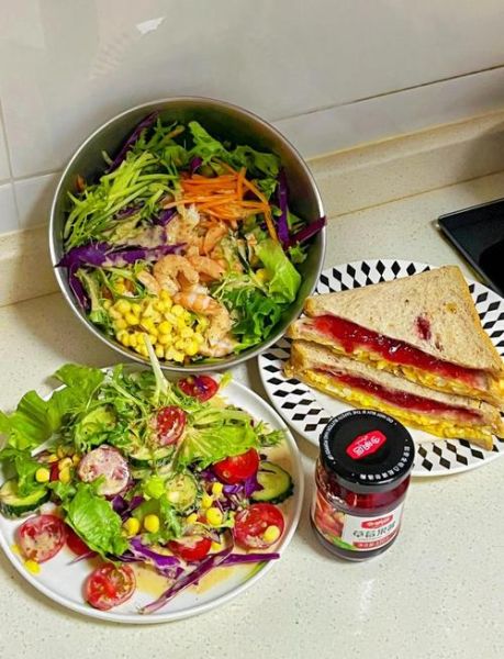 草莓酱搭配什么吃_早餐怎么吃-第1张图片-山城妙识 草莓酱搭配什么吃_早餐怎么吃-第1张图片-山城妙识