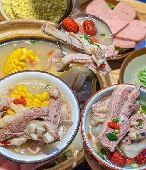 羊骨汤怎么熬成奶白色_羊骨汤奶白色秘诀-第3张图片-山城妙识