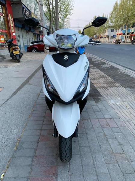 雅马哈摩托车报价大全_雅马哈摩托车图片大全-第1张图片-山城妙识