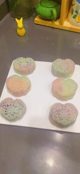 冰皮月饼好吃吗_还是普通月饼好吃-第1张图片-山城妙识