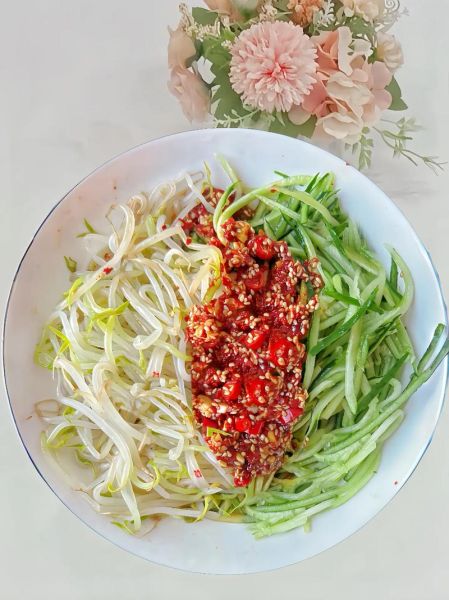 凉拌绿豆芽怎么做好吃_凉拌绿豆芽的做法大全-第3张图片-山城妙识