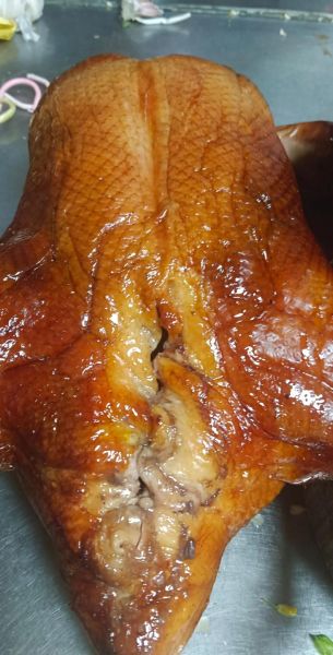 脆皮烤鸭怎么做_烤鸭皮脆的秘诀-第2张图片-山城妙识 脆皮烤鸭怎么做_烤鸭皮脆的秘诀-第2张图片-山城妙识