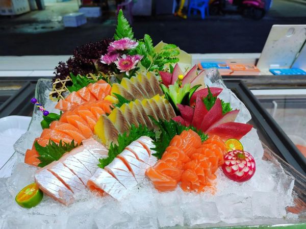 金枪鱼刺身摆盘技巧_如何提升高级感-第3张图片-山城妙识 金枪鱼刺身摆盘技巧_如何提升高级感-第3张图片-山城妙识