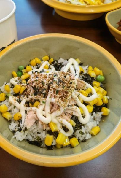 金枪鱼沙拉拌饭怎么做_金枪鱼沙拉拌饭热量高吗-第3张图片-山城妙识