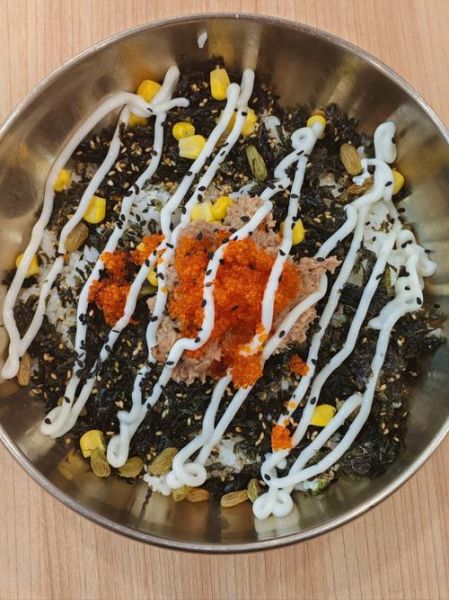 金枪鱼沙拉拌饭怎么做_金枪鱼沙拉拌饭热量高吗-第1张图片-山城妙识