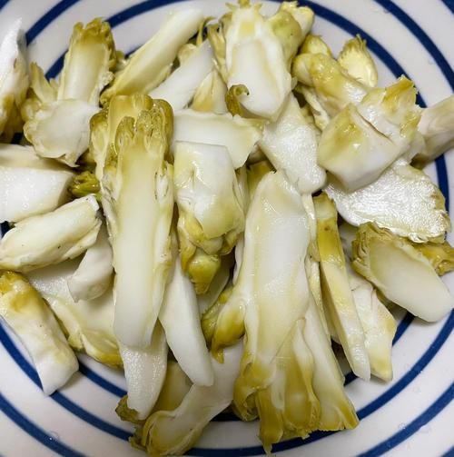 东北腌酸菜的做法大全_酸菜怎么腌才脆爽不烂-第2张图片-山城妙识 东北腌酸菜的做法大全_酸菜怎么腌才脆爽不烂-第2张图片-山城妙识