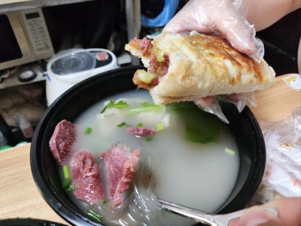 炖驴肉的家常做法窍门_驴肉怎么炖才软烂不柴-第3张图片-山城妙识 炖驴肉的家常做法窍门_驴肉怎么炖才软烂不柴-第3张图片-山城妙识