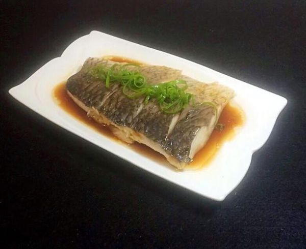 清蒸草鱼怎么做才鲜嫩_清蒸草鱼最正宗的做法-第1张图片-山城妙识 清蒸草鱼怎么做才鲜嫩_清蒸草鱼最正宗的做法-第1张图片-山城妙识