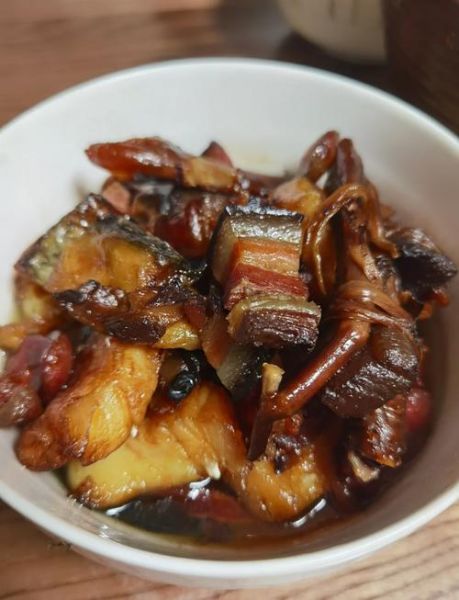 湖南腊味合蒸怎么做_湖南腊味合蒸图片大全-第1张图片-山城妙识 湖南腊味合蒸怎么做_湖南腊味合蒸图片大全-第1张图片-山城妙识