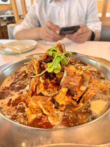 羊蝎子好吃吗_羊蝎子为什么那么香-第1张图片-山城妙识 羊蝎子好吃吗_羊蝎子为什么那么香-第1张图片-山城妙识