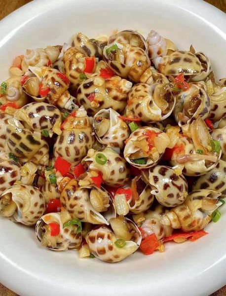 盐焗花螺最简单的做法_盐焗花螺要焯水吗-第1张图片-山城妙识