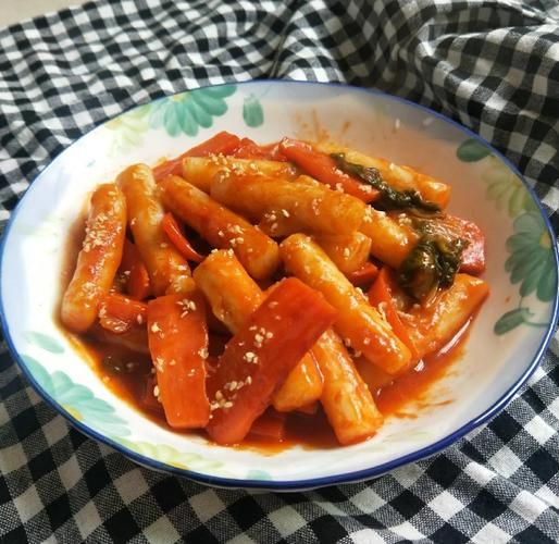 炒切片年糕的家常做法_年糕怎么炒不粘锅-第1张图片-山城妙识 炒切片年糕的家常做法_年糕怎么炒不粘锅-第1张图片-山城妙识