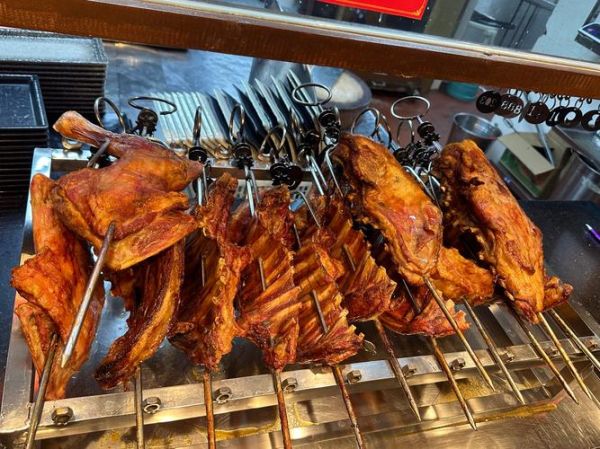 碳烤羊腿怎么腌制才入味_正宗碳烤羊腿腌制方法-第2张图片-山城妙识 碳烤羊腿怎么腌制才入味_正宗碳烤羊腿腌制方法-第2张图片-山城妙识