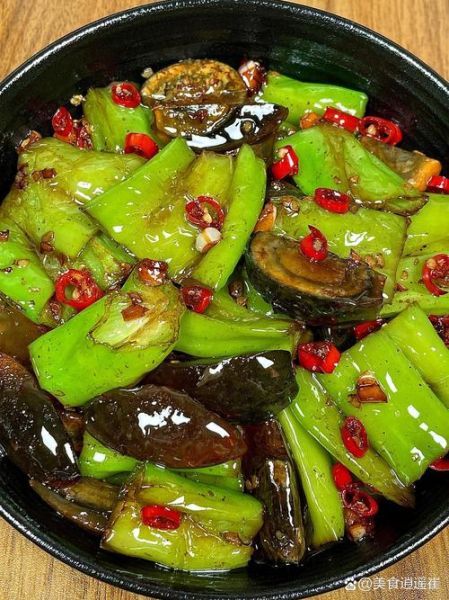 尖椒变蛋怎么做好吃_变蛋炒尖椒的家常做法-第2张图片-山城妙识 尖椒变蛋怎么做好吃_变蛋炒尖椒的家常做法-第2张图片-山城妙识