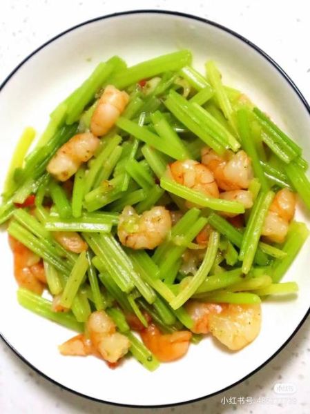 虾仁炒芹菜怎么做_虾仁炒芹菜用焯水吗-第2张图片-山城妙识