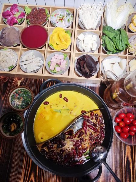 火锅图片大全真实照片_鸳鸯锅怎么选-第1张图片-山城妙识