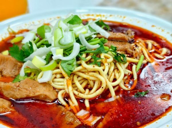 牛杂面怎么做才好吃_牛杂面图片里隐藏的细节-第2张图片-山城妙识