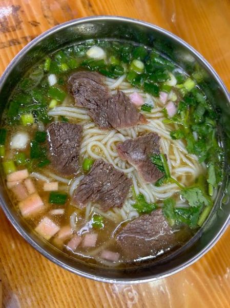 牛肉汤面怎么做好吃又简单_家常牛肉汤面做法-第1张图片-山城妙识