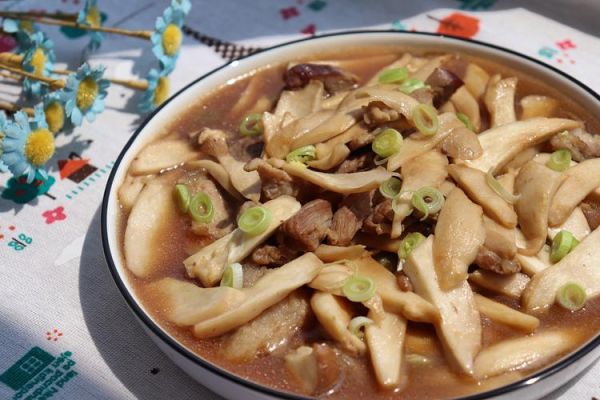 炒鸡腿菇怎么做好吃_鸡腿菇的家常做法大全-第2张图片-山城妙识 炒鸡腿菇怎么做好吃_鸡腿菇的家常做法大全-第2张图片-山城妙识