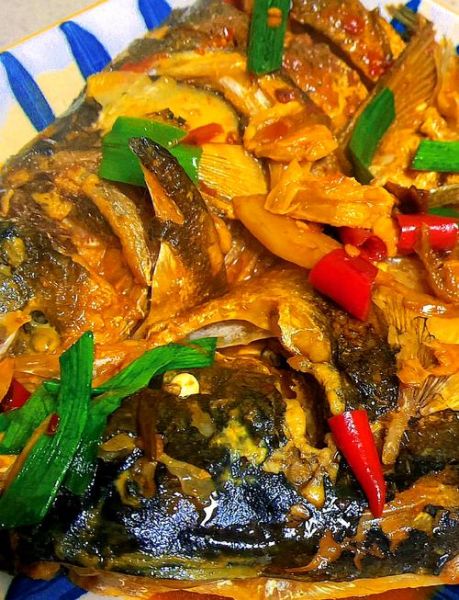 鱼头红烧怎么做好吃_红烧鱼头不腥的秘诀-第1张图片-山城妙识 鱼头红烧怎么做好吃_红烧鱼头不腥的秘诀-第1张图片-山城妙识