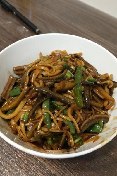 茭白鳝丝怎么炒好吃_茭白鳝丝的做法大全-第2张图片-山城妙识