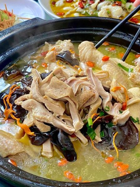 肚包鸡正宗做法_肚包鸡怎么炖才好吃-第2张图片-山城妙识