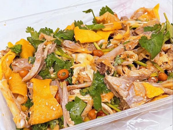 脆皮手撕鸡怎么做_脆皮手撕鸡配料有哪些-第3张图片-山城妙识 脆皮手撕鸡怎么做_脆皮手撕鸡配料有哪些-第3张图片-山城妙识