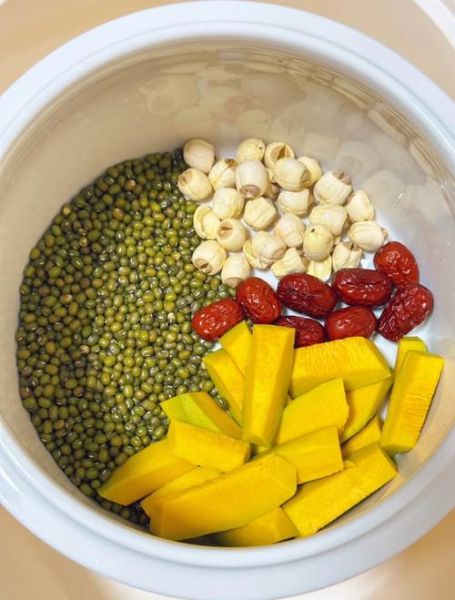 绿豆南瓜汤的做法窍门_怎么煮更软糯香甜-第3张图片-山城妙识