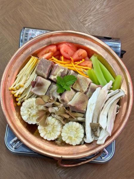 云南丽江腊排骨火锅怎么做_正宗腊排骨火锅配方-第3张图片-山城妙识