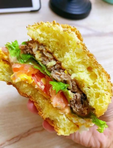 牛肉汉堡怎么做才好吃_最正宗的做法-第1张图片-山城妙识 牛肉汉堡怎么做才好吃_最正宗的做法-第1张图片-山城妙识