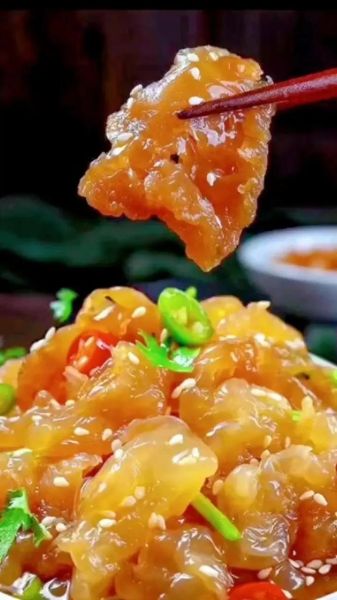 海蜇头怎么凉拌好吃_海蜇头焯水多久才脆-第1张图片-山城妙识