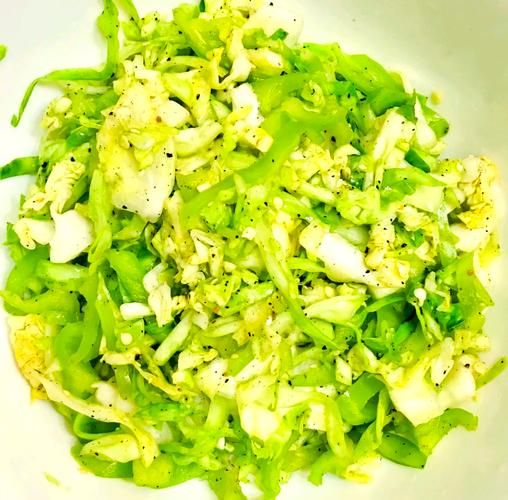 凉拌洋白菜用焯水吗_要不要过开水-第2张图片-山城妙识 凉拌洋白菜用焯水吗_要不要过开水-第2张图片-山城妙识