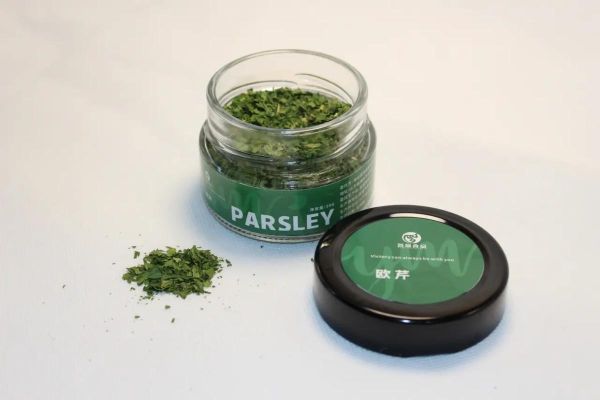 罗勒和迷迭香怎么用_欧芹和百里香怎么区分-第2张图片-山城妙识