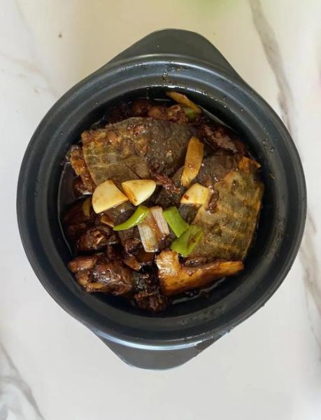 红烧甲鱼怎么做才没腥味_红烧甲鱼配料比例是多少-第1张图片-山城妙识
