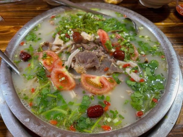 牛肉火锅汤底怎么做_牛肉火锅汤底哪个牌子好吃-第1张图片-山城妙识