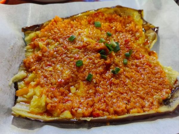 烧烤摊茄子蒜蓉怎么做_蒜蓉茄子烤多久才香-第1张图片-山城妙识