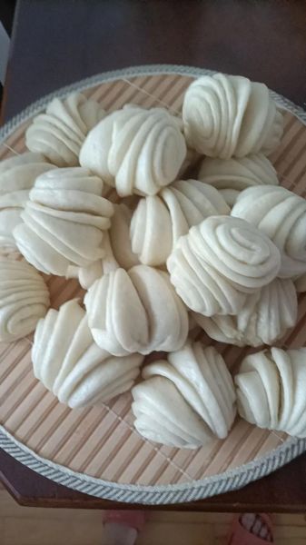 蒸花卷有几种花样图_家常花卷造型大全-第1张图片-山城妙识 蒸花卷有几种花样图_家常花卷造型大全-第1张图片-山城妙识