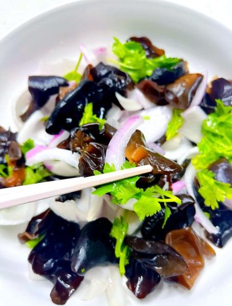 凉拌木耳洋葱的做法_木耳洋葱凉拌能减肥吗-第2张图片-山城妙识